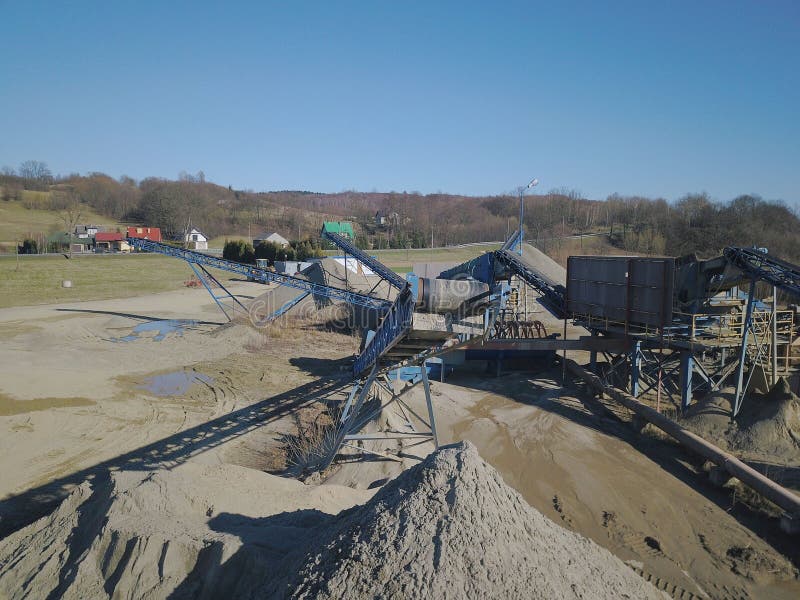 Elements of Equipment for the Extraction and Sorting of Rubble ...