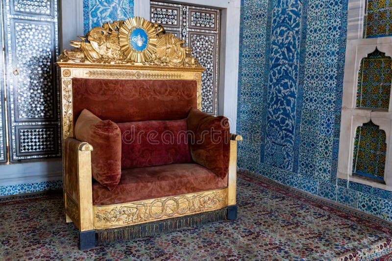 Close Up of Golden Ceremony Throne in Topkapi Palace Stock Photo ...