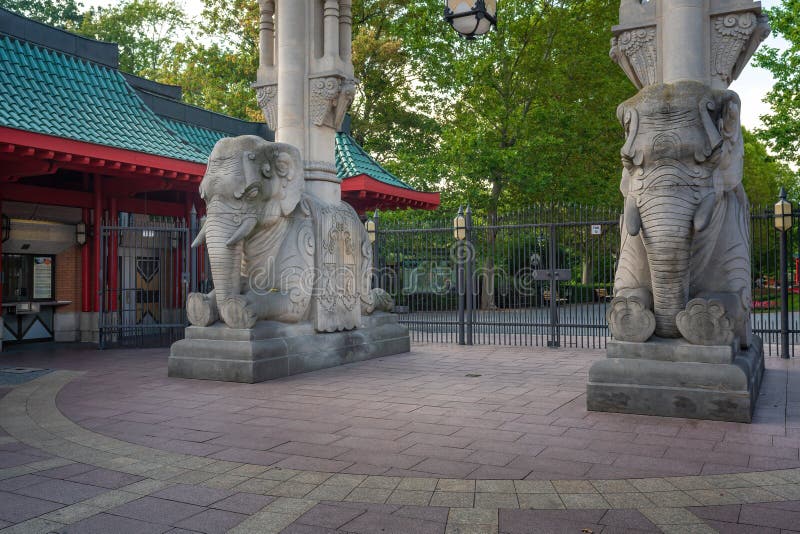 Elephant Gate at Berlin Zoo - Berlin, Germany Editorial Photography ...