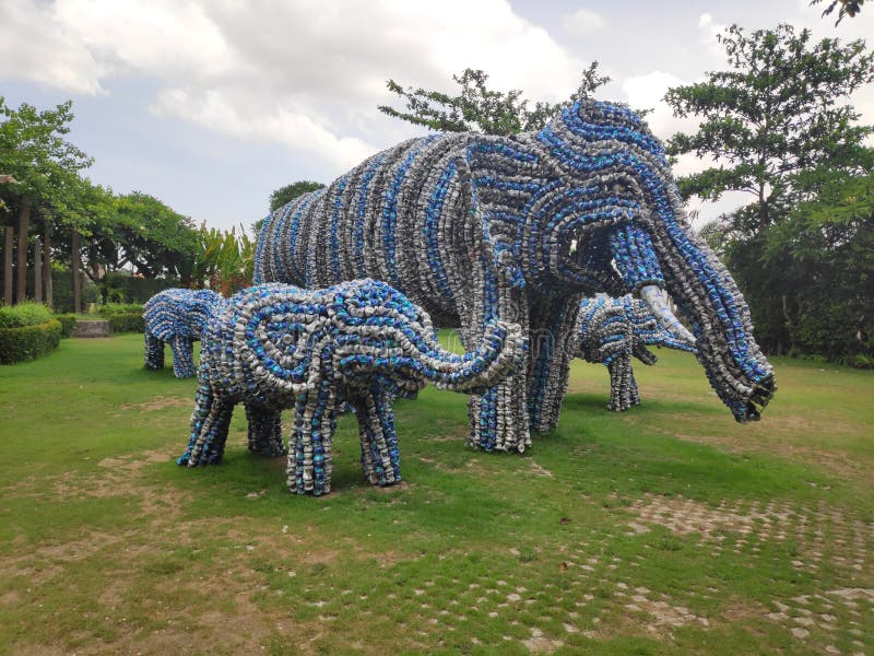 Elephant State Made by Used Cans, There is Around Thousand Used Cans ...
