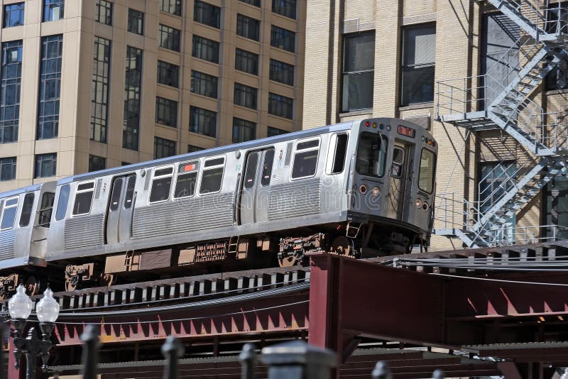 Elevated Commuter Train in Chicago Stock Image - Image of rush, urban ...