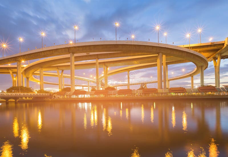 Elevated Expressway Waterfront with Reflection during Twilight Stock ...