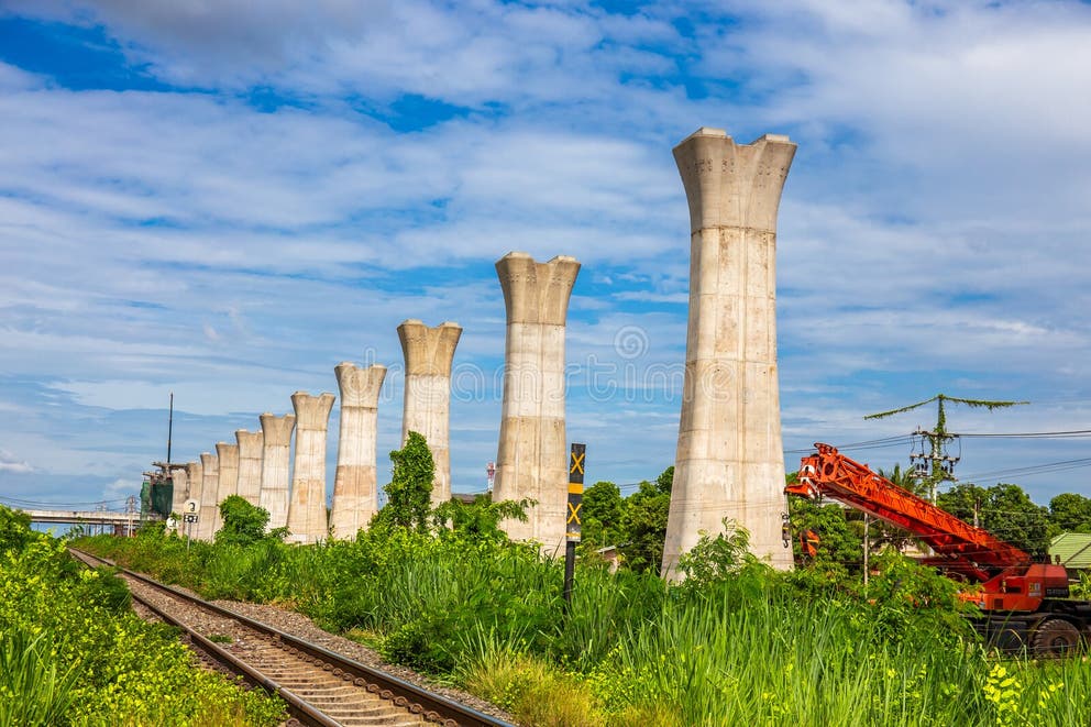 Elevated Railway for High-speed Trains with Ordinary Tracks Underneath ...