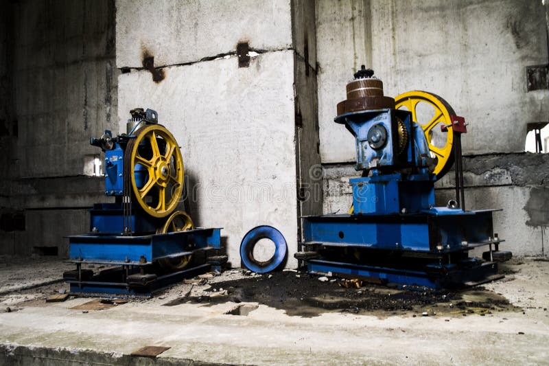 Elevator engine stock image. Image of house, abandoned - 118425485