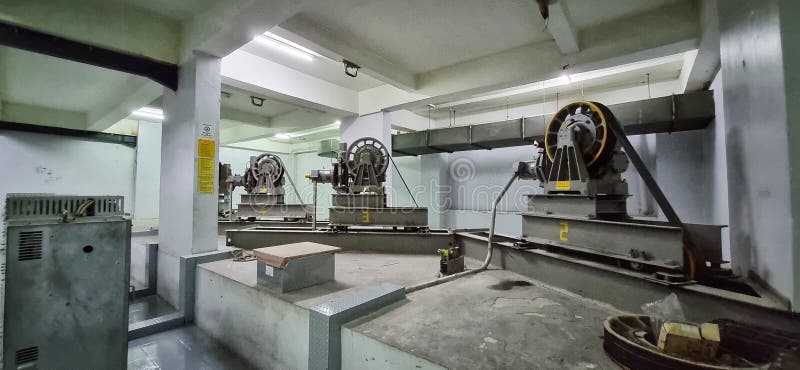 Elevator Machines that are Useful for Carrying Out the Process of ...