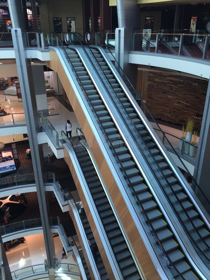 Elevator in a Shopping Mall Editorial Image - Image of metropolis, lift ...