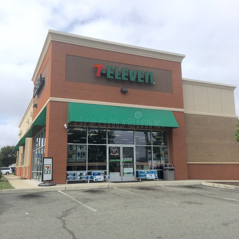 7-Eleven Storefront editorial stock photo. Image of convenience - 78390768