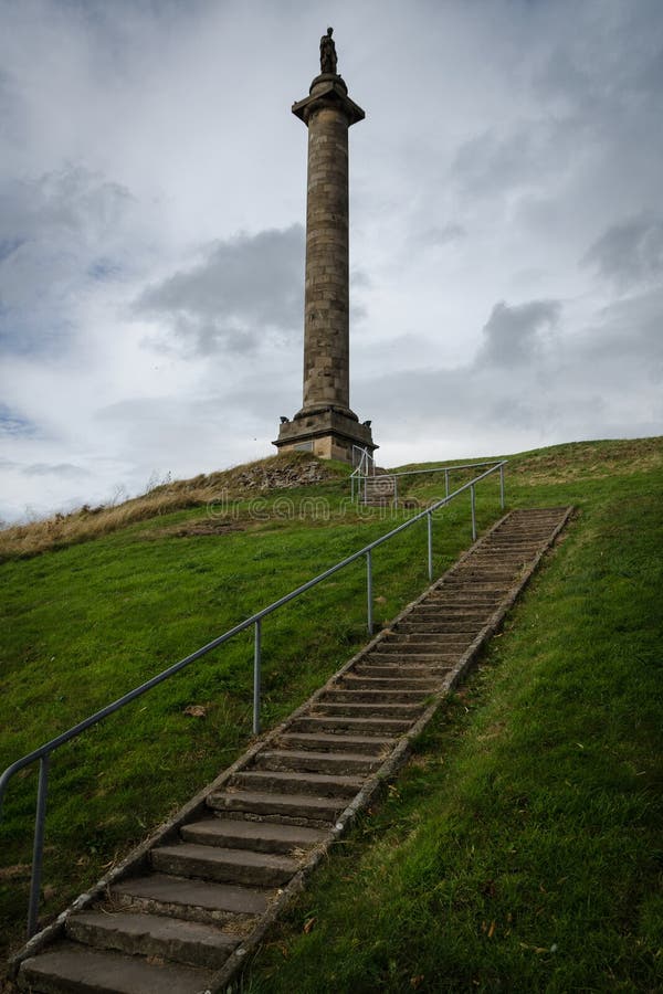 Elgin Viewpoint with Statue of the Duke of Gordon on Lady Hill ...