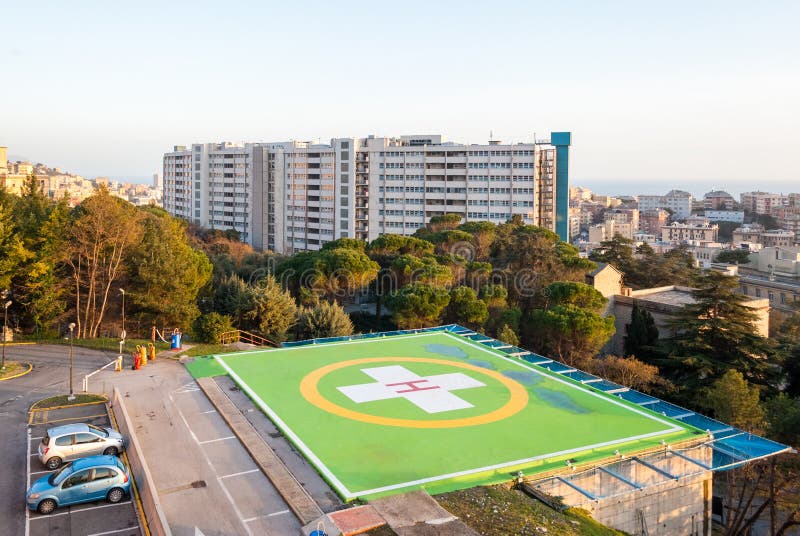 Eliporto in un ospedale fotografia stock. Immagine di architettura ...