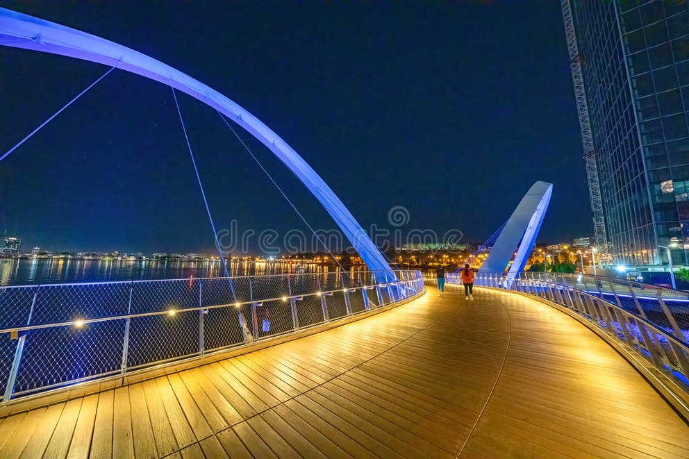 Elizabeth Quay Bridge at Night in Perth Editorial Photography - Image ...