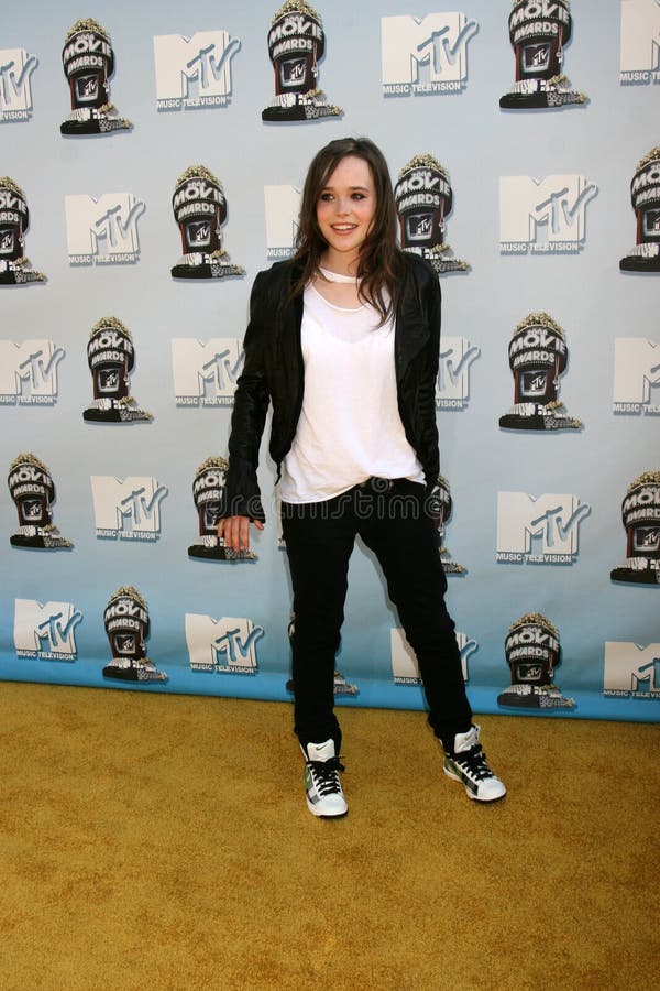 Ellen Page editorial photo. Image of city, 2008, universal - 38019381