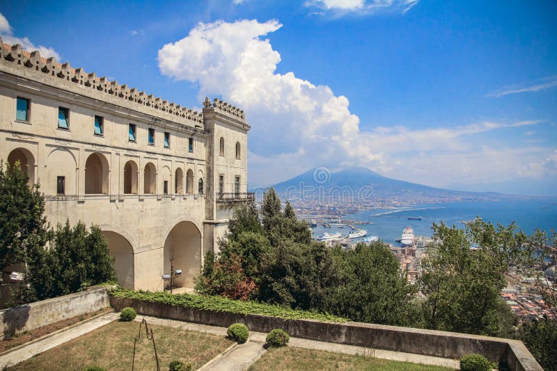 Vista Di Napoli Dal Castello Sant Elmo Fotografia Stock - Immagine di ...