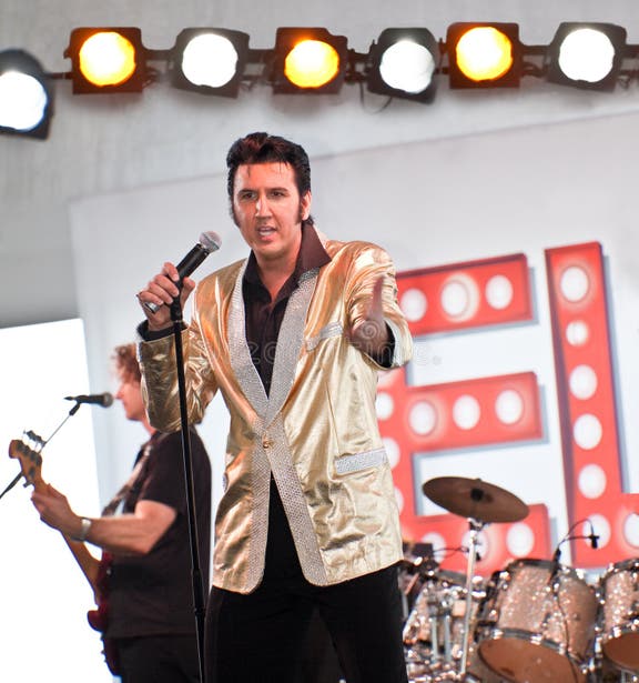 Elvis is alive editorial stock image. Image of costume - 23041219
