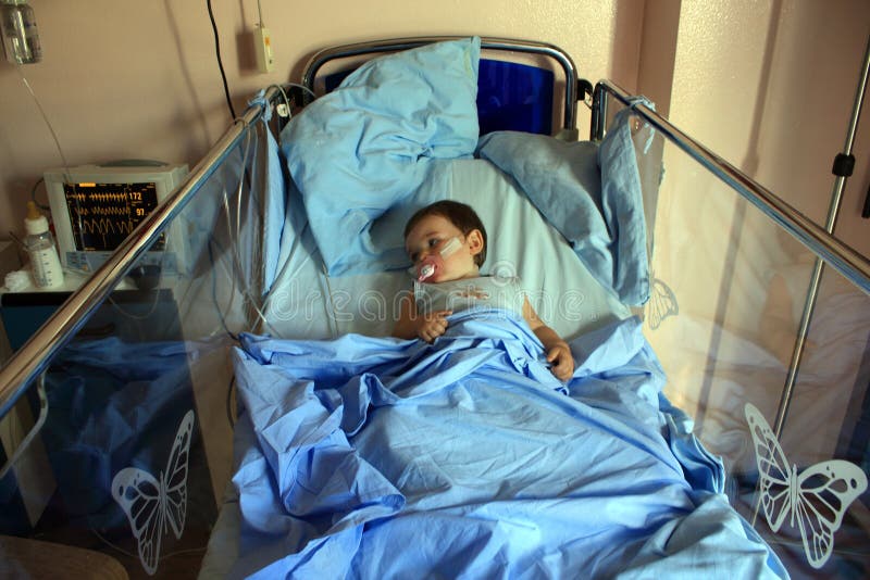 Em um hospital imagem de stock. Imagem de pouco, asma - 6036427