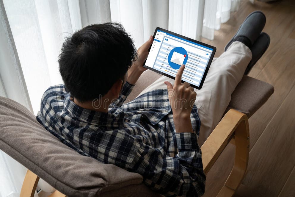 Email Notification Message Showing on Computer Screen Snugly Stock ...