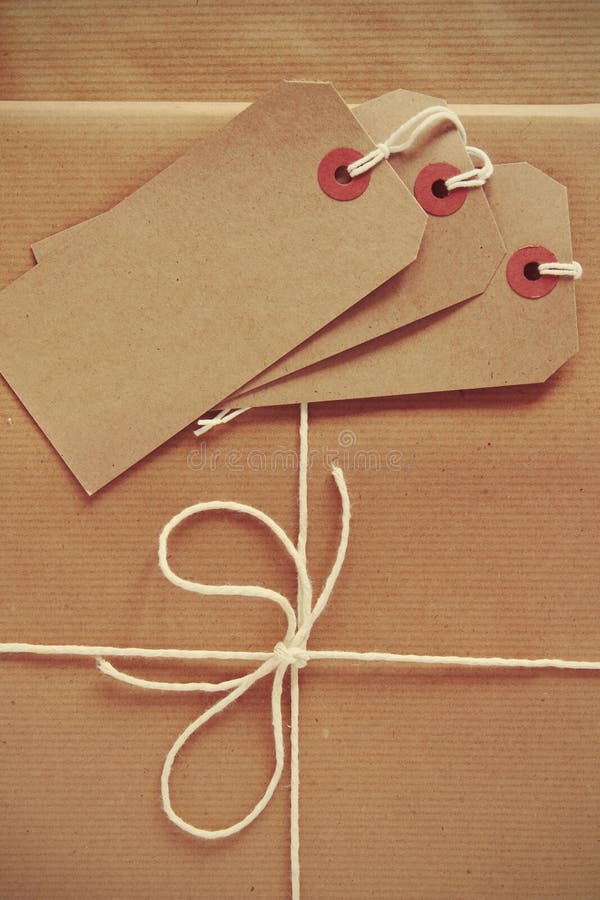 Emballage de colis image stock. Image du enveloppe, inscrire - 53049045