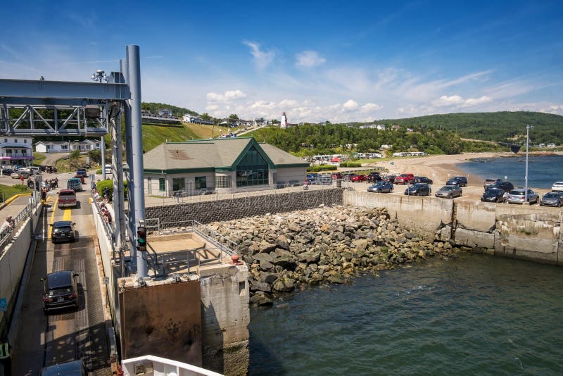 Embarque Do Carro Em Um Ferryboat Fotografia Editorial - Imagem de ...