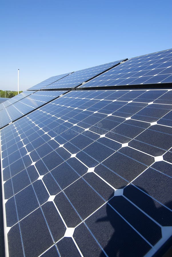 Embarque La Cellule Photo-électrique Photo stock - Image du cycle ...