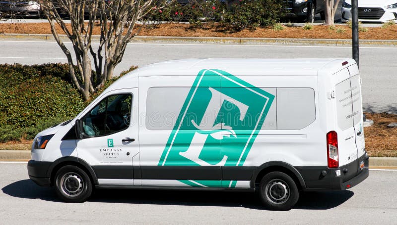 Embassy- Suitesshuttlepackwagen Redaktionelles Foto - Bild von ...