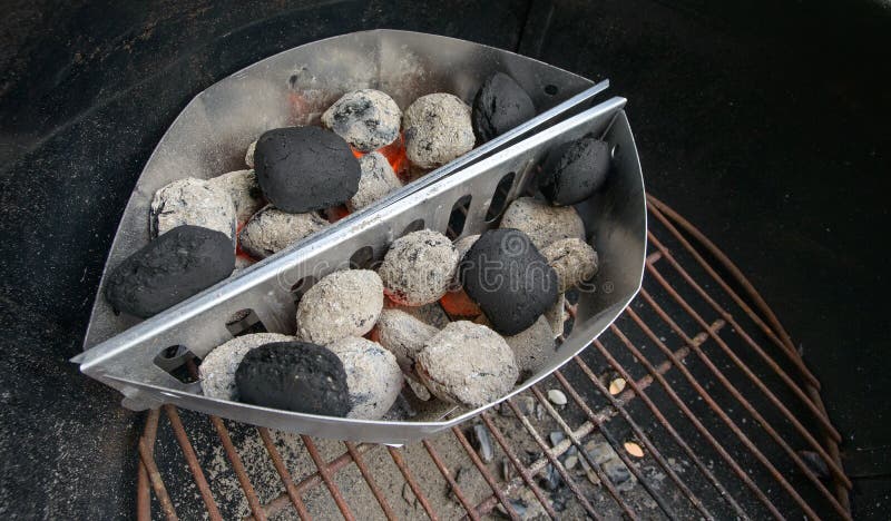 Embers in barbecue grill stock image. Image of smoked - 75265515