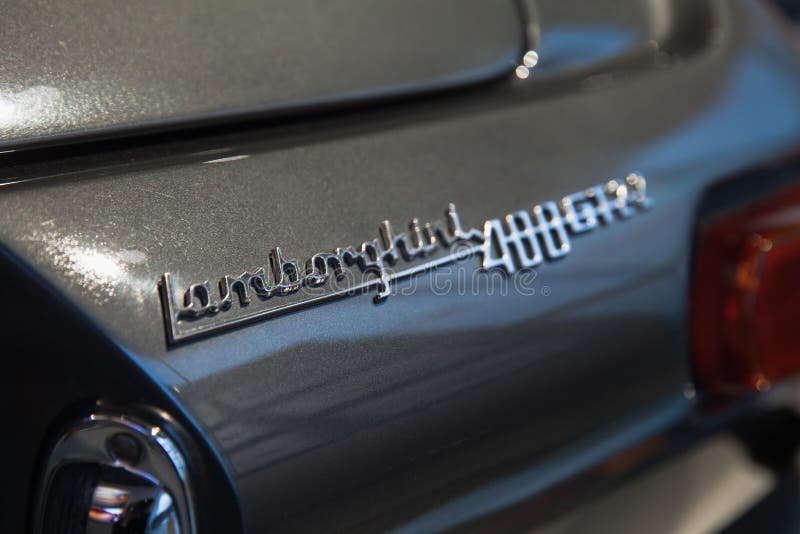 Emblem Av Den Lamborghini 400GT Sportbilen Redaktionell Arkivbild ...