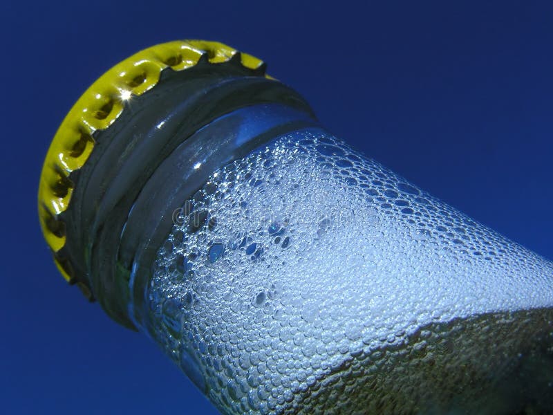 Embotellamiento imagen de archivo. Imagen de azul, soda - 162903