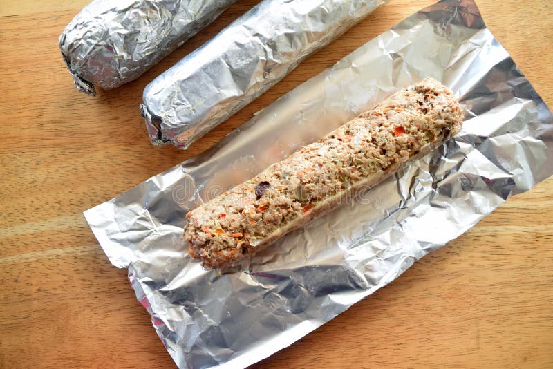 Embutido imagen de archivo. Imagen de poultry, pollo - 113971331