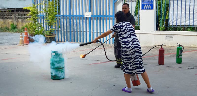 Emergency Experts To Do the Training and Introduction To Office Staff ...