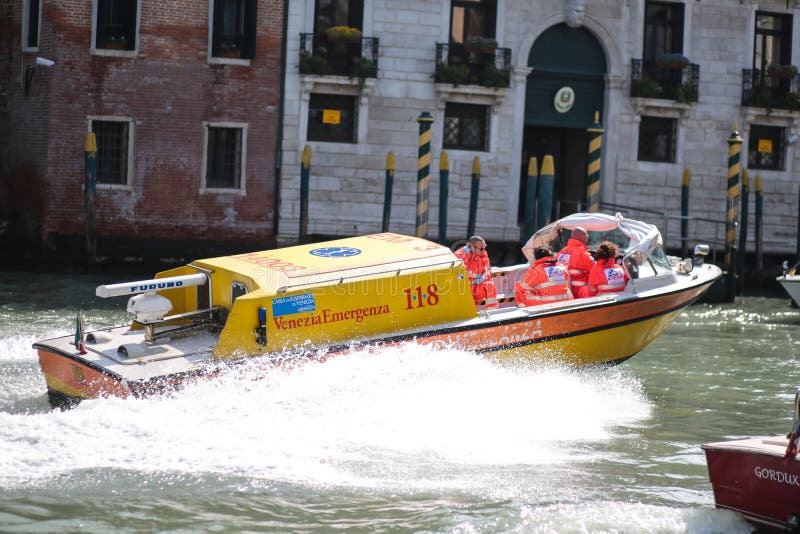 Emergency Response, Venice editorial image. Image of venice - 40121650
