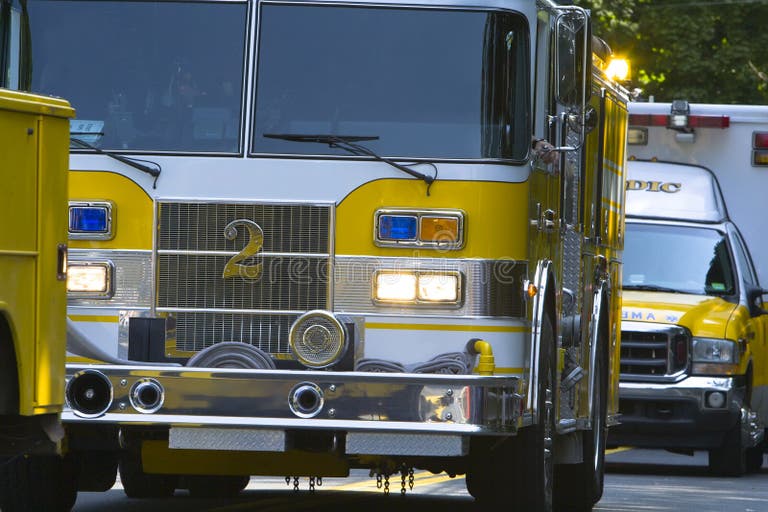 664 Critical Emergency Transport Stock Photos - Free & Royalty-Free ...