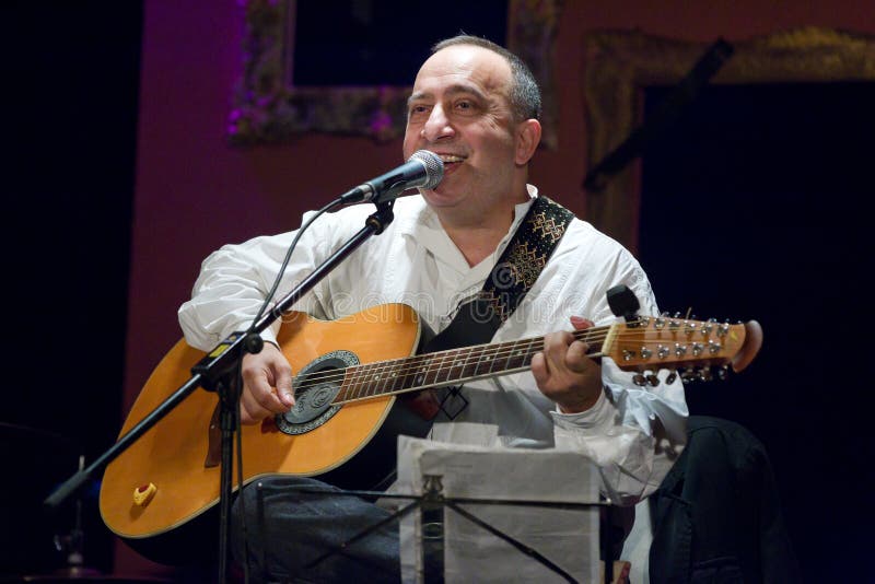 Emeric Imre editorial photography. Image of folk, music - 26329572