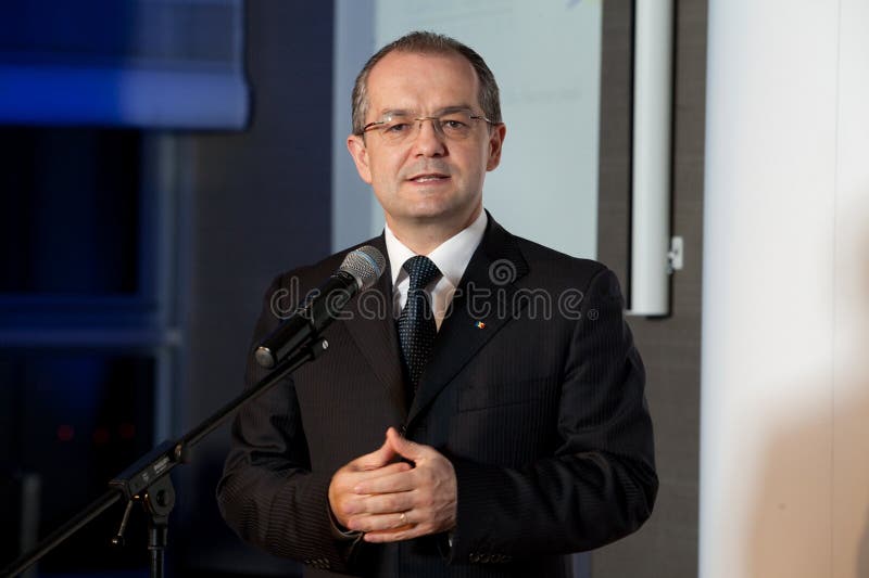 Emil Boc editorial photography. Image of politics, meeting - 30324742