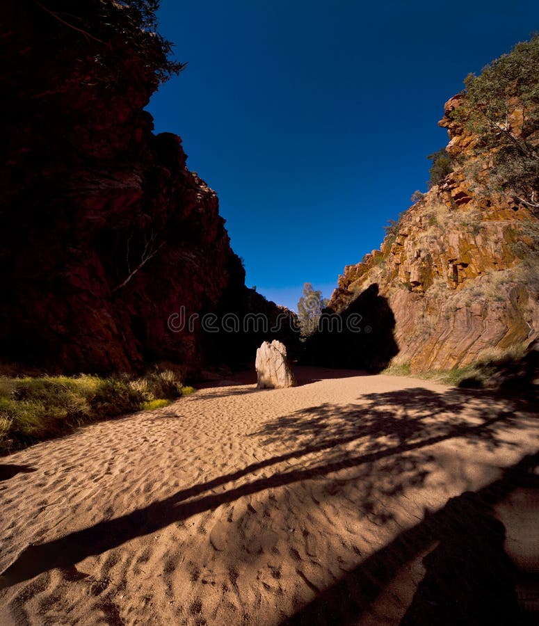 Emily Gaps imagen de archivo. Imagen de alicia, roca - 34774903