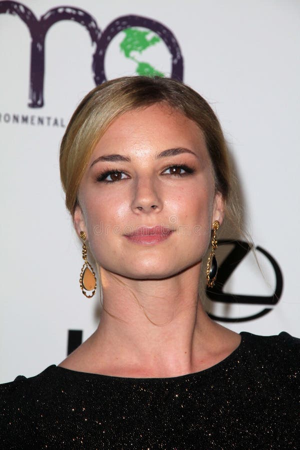 Emily Van Camp editorial photography. Image of bros, camp - 21784987