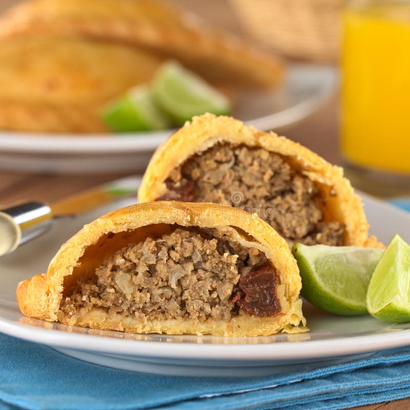 Empanada De Carne Peruana De Empanada Foto de archivo - Imagen de ...
