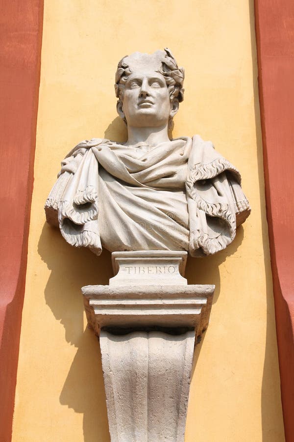 Emperor Titus Statue Rome, Italy Stock Photo - Image of ancient ...