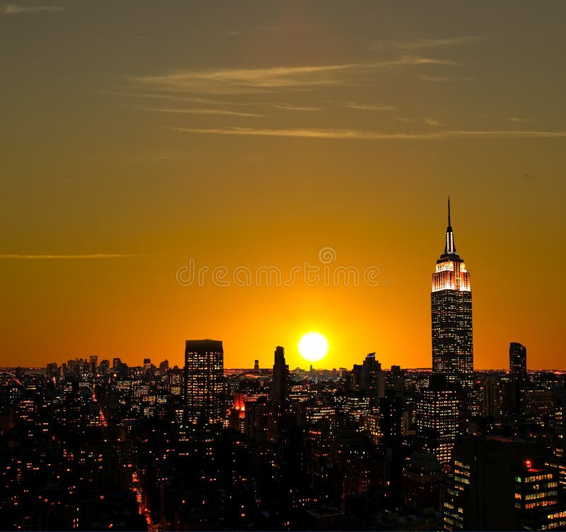 Manhattan Henge editorial stock photo. Image of empire - 146866958