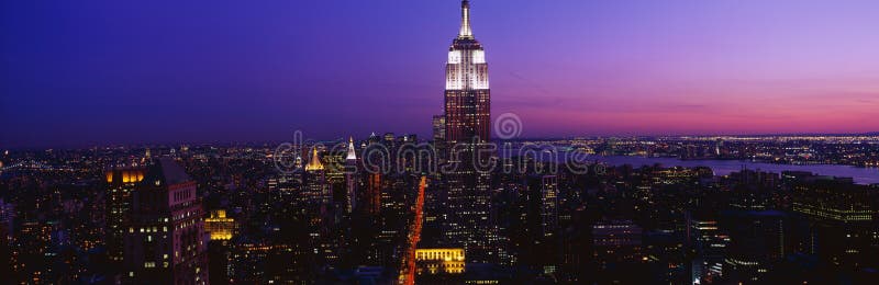 Empire State Building at Sunset Editorial Photography - Image of empire ...