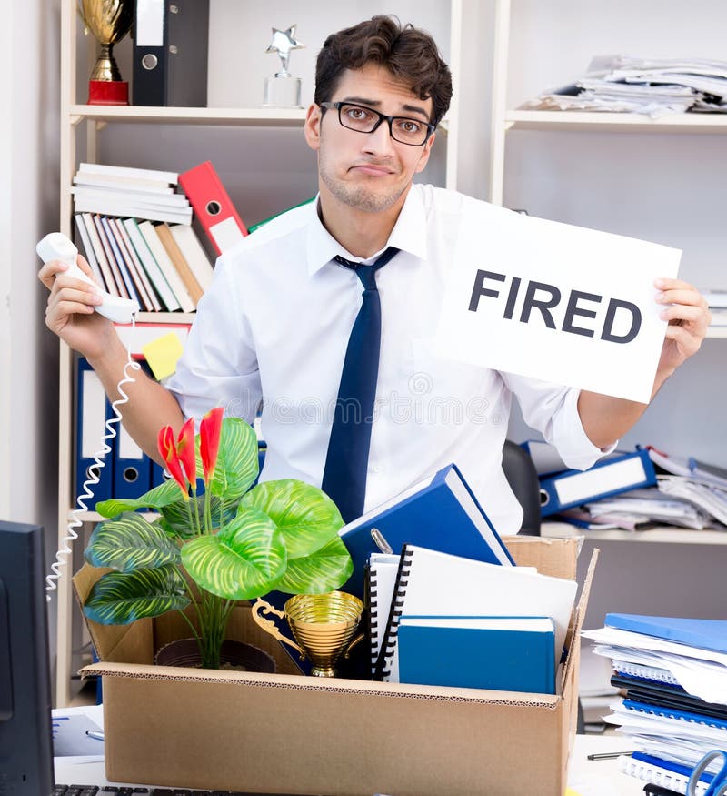 Empleado Despedido Del Trabajo Despedido Imagen de archivo - Imagen de ...