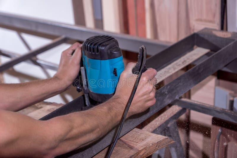 The Employee is Processing the Nutshell. the Modern Table. Bar Counter ...