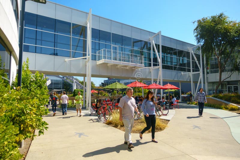 Employees Working Outdoors at Googleplex Headquarters Main Office ...