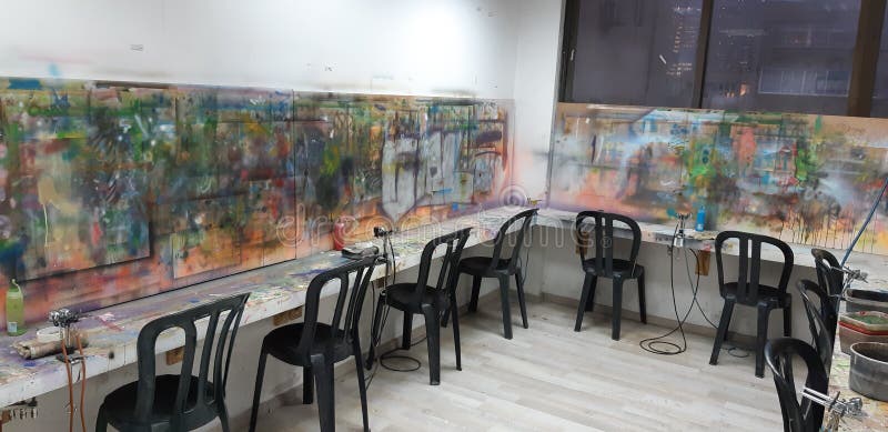 Empty Art Class Room Airbrush Stock Image - Image of education, room ...