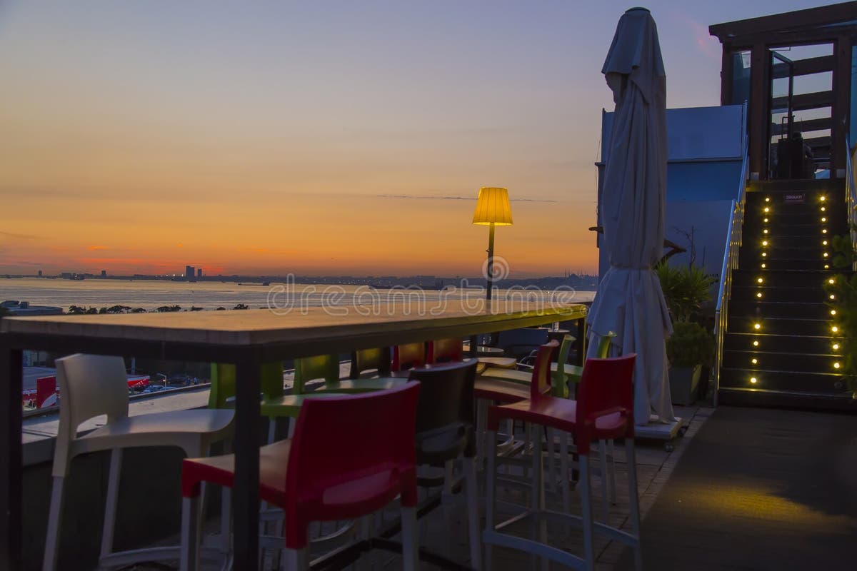 1,436 Bar Stool Empty Room Stock Photos - Free & Royalty-Free Stock ...