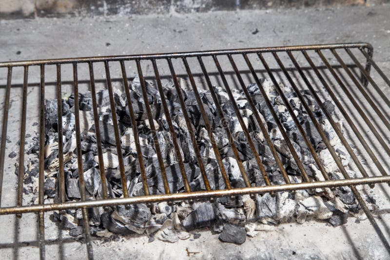 Empty BBQ grill stock image. Image of fire, glowing, metal - 41376207