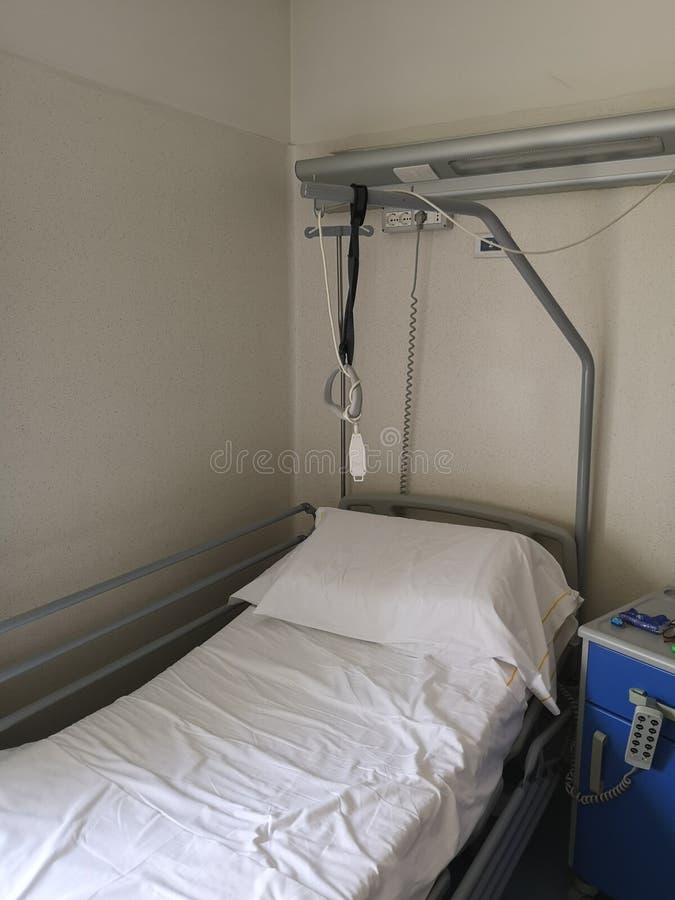 Empty Bed of Modern and Clean Hospital Stock Image - Image of hospital ...