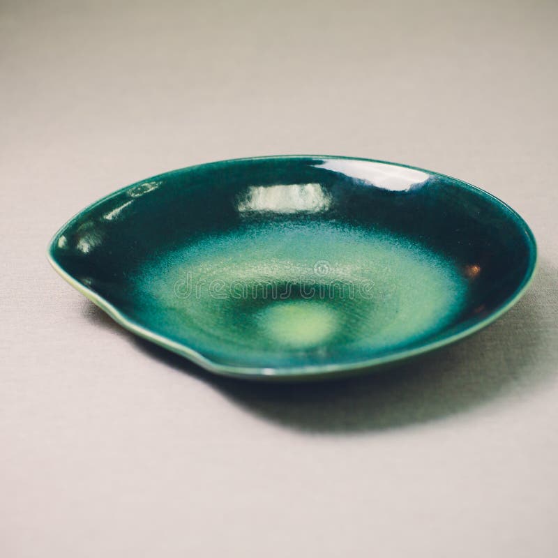 Empty Blue Plate with Wavy Edge, Frilled Plate in Wavy Pattern Isolated ...