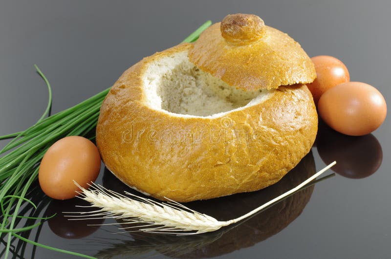 Empty Bread Bowl with a Lid Stock Photo - Image of white, bakery: 90796006