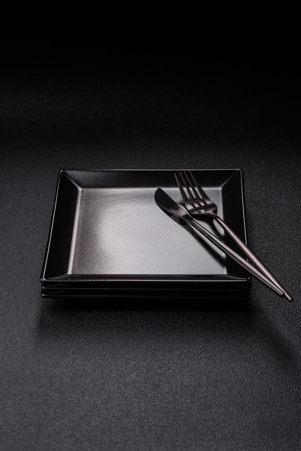 Empty Ceramic Round Plate on Dark Textured Concrete Background Stock ...