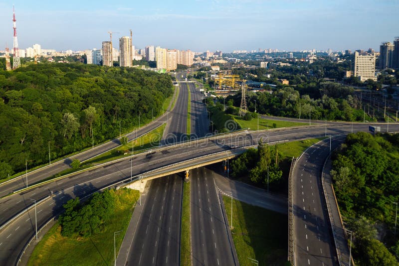 Empty City Road in the Morning Editorial Image - Image of morning ...