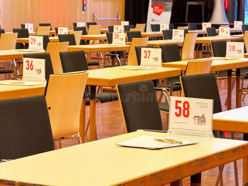 Empty Conference Room Topf Sucht Deckel with Numbered Tables and Chairs ...